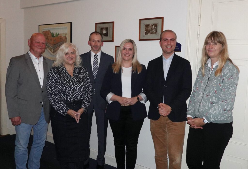 CDU-Stadtbezirksverband Schwerin Mitte wählt neuen Vorstand - CDU ...